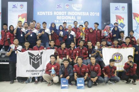 TIM ROBOT UNY KEMBALI BERPRESTASI SEBAGAI AJANG PENYALUR BAKAT DAN MINAT MAHASISWA ELEKTRO ...